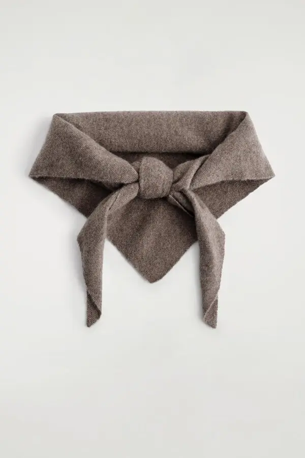 Cos Cashmere Triangle Scarf - Brown
