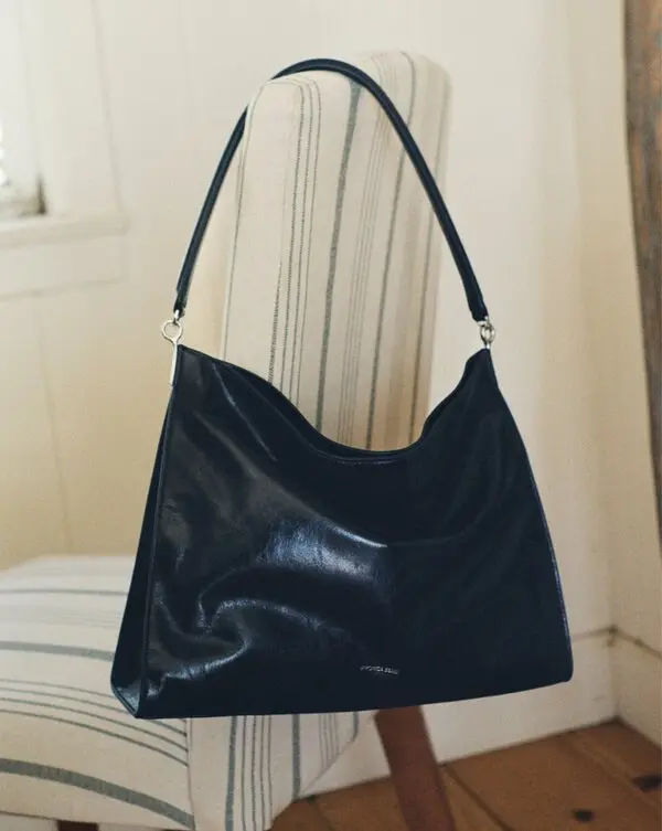Veronica Beard Vida Shoulder Bag - Navy