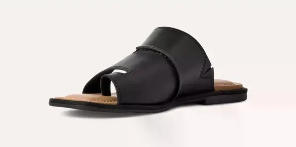 UGG Matira Thong Sandals - Black