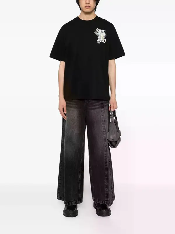 MUSIUM DIV. Graphic T-shirt - Black
