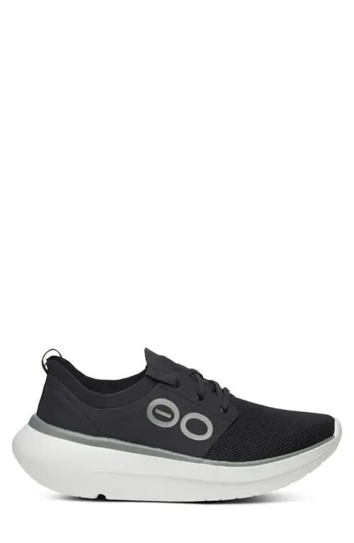 OOFOS Oomy Stride Sneaker - White Black