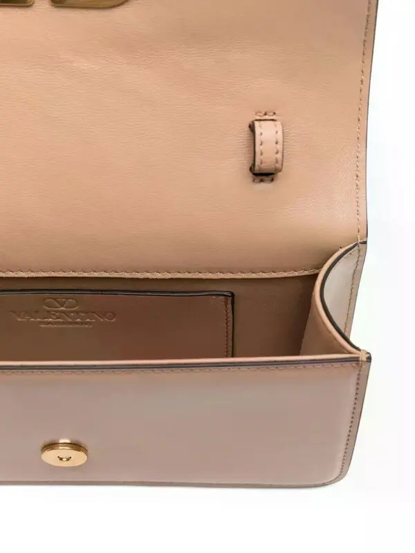 Valentino Garavani Vlogo Signature Leather Clutch - Neutrals