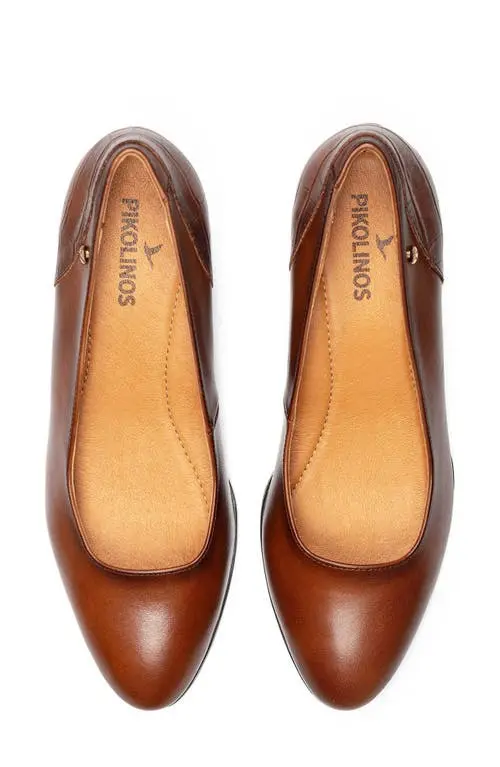 Pikolinos Calafat Leather Pump - Cuero