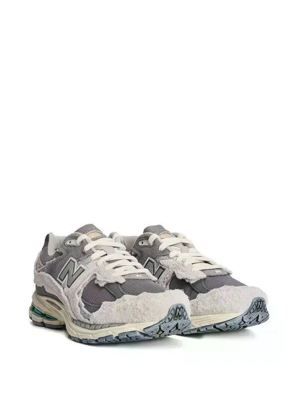 NEW BALANCE 2002r Sneakers - Grey