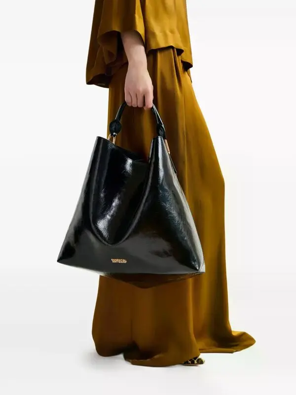 Essentiel Antwerp Gloss Shopper Bag