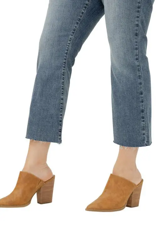 SILVER JEANS CO. Elyse Kick Flare Leg Jeans