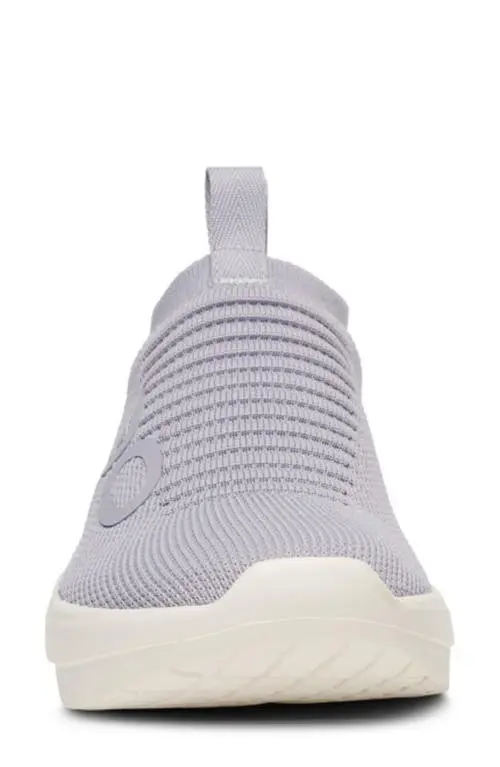 OOFOS Oomy Zen Slip-on Sneaker