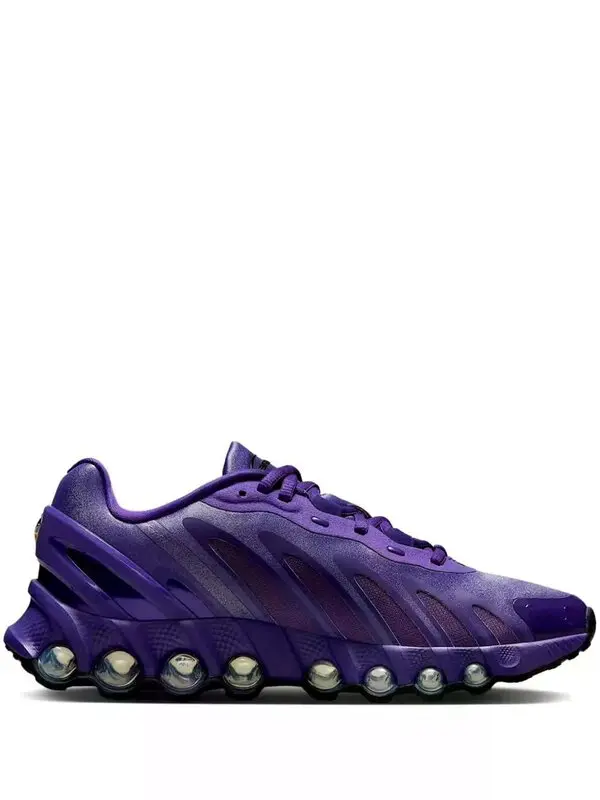 Nike Dn8 Sneakers