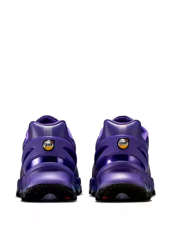 Nike Dn8 Sneakers