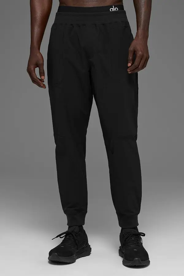 Alo Yoga Co-op Pants - Black