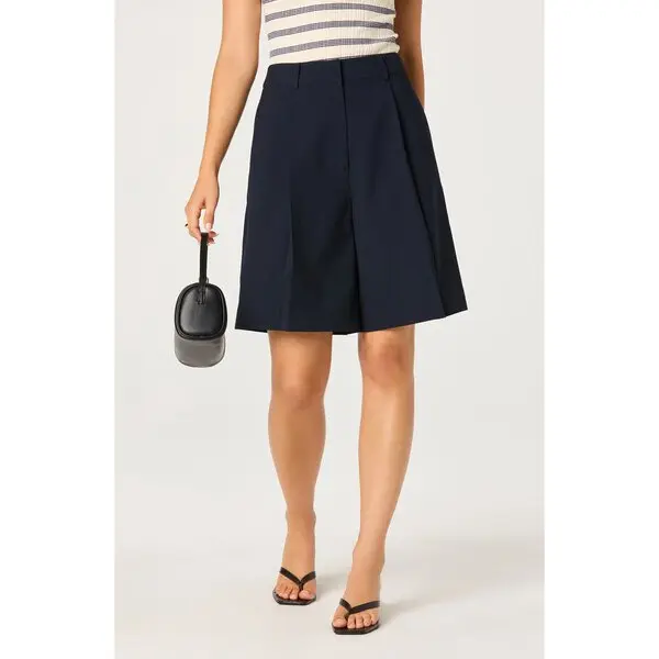 Astr The Label Quillie Pleated Bermuda Shorts