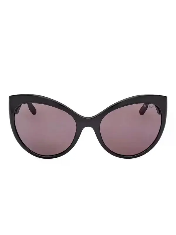 Guess Logo-debossed Cat-eye Sunglasses - Black