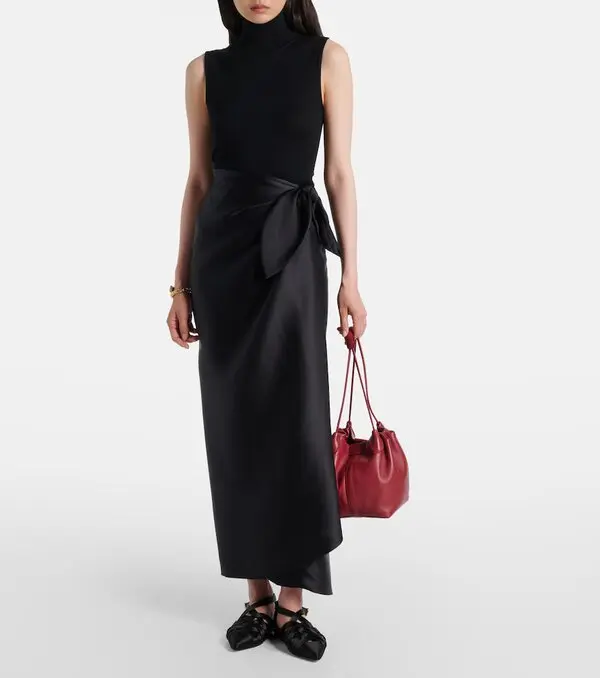 Loro Piana Sleeveless Turtleneck Cashmere Top - Black