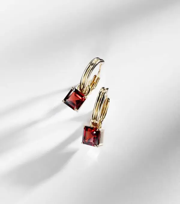 STONE AND STRAND 10kt Yellow Earrings With Garnet