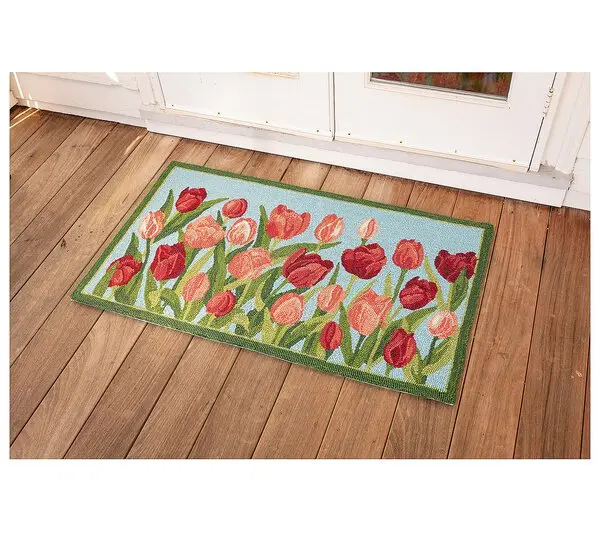 EVERGREEN 24x42 Pink Tulips Hooked Polypropylene Accent Rug - One-color
