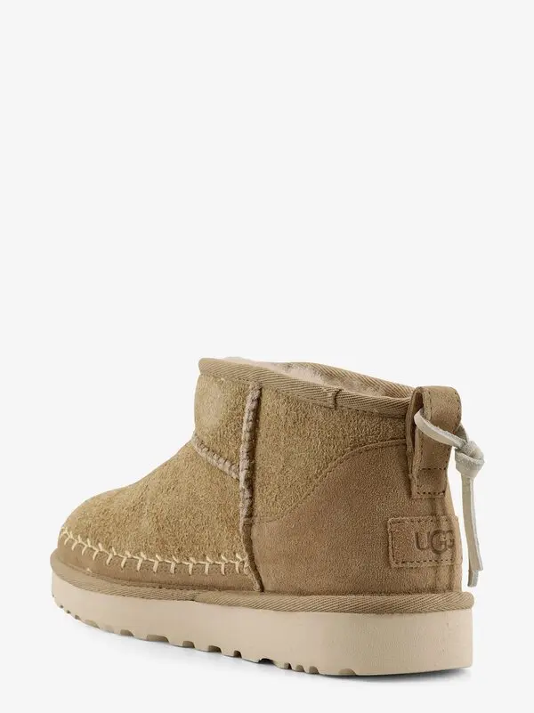 UGG W Classic Ultra Mini Biarritz Suede Ankle Boots - Beige