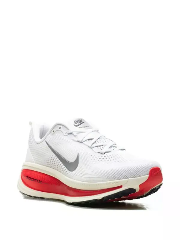 Nike Vomero 18 Platinum Tint Siren Red Light Smoke Metallic Pewter Sneakers - Grey