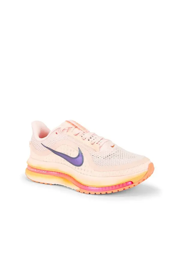 Nike Pegasus Premium Qs Sneaker - Washed Coral  Gridiron  Hyper Orange  Cr