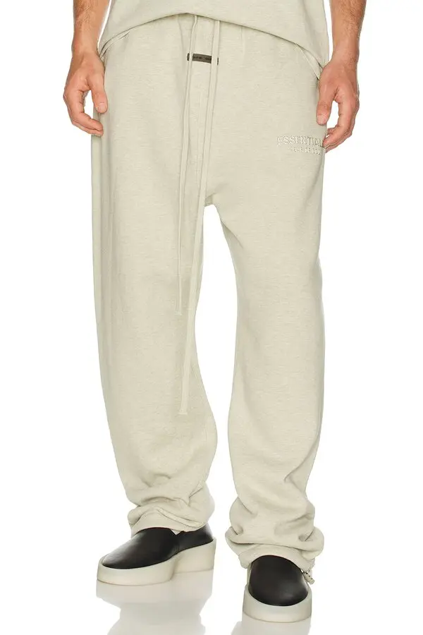 Fear Of God Relaxed Fleece Sweatpant In Grey Heather Stone