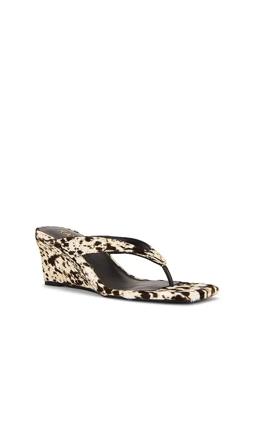 Raye Leigh Wedge