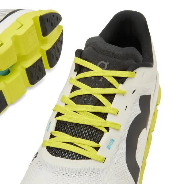 On Cloudflow 5 Sneakers - White/lime