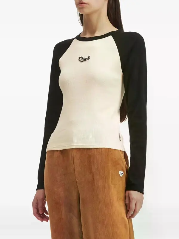 CHOCOOLATE Raglan-sleeve Logo T-shirt