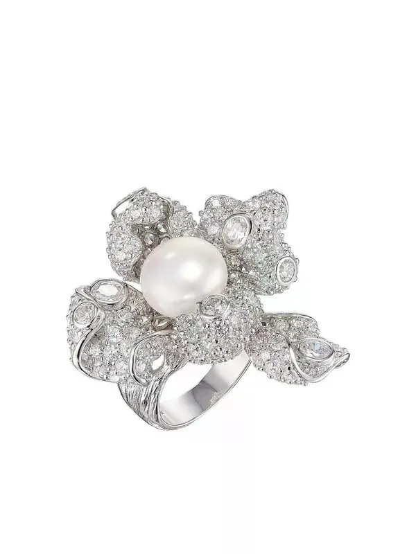 ANABELA CHAN Mini Blossom Pearl Ring