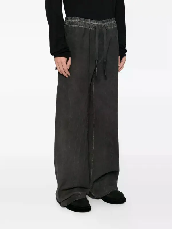 69 Garment-dyed Trousers