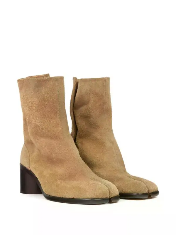 MAISON MARGIELA Tabi Suede Ankle Boots