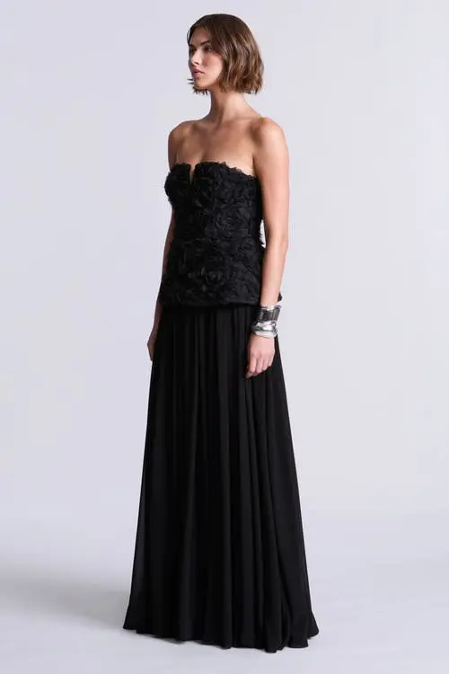 Bcbgmaxazria 3d Floral Strapless Gown