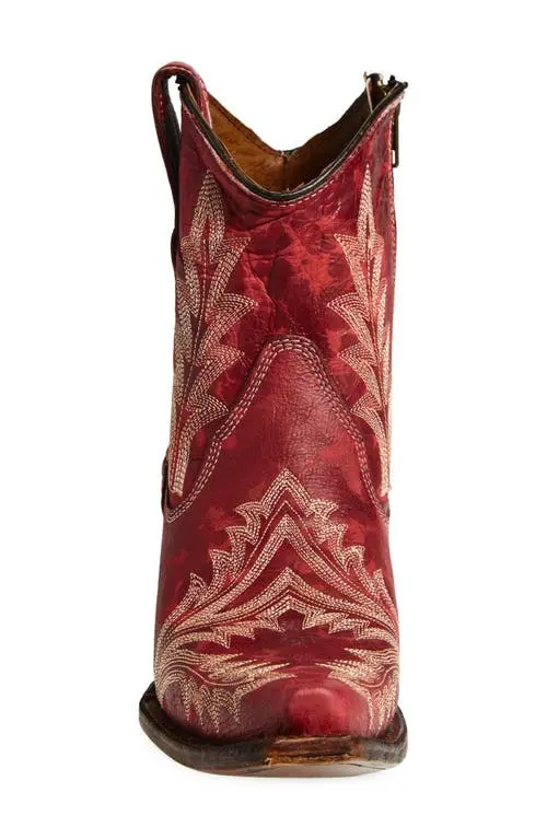 CIRCLE G Embroidered Western Boots