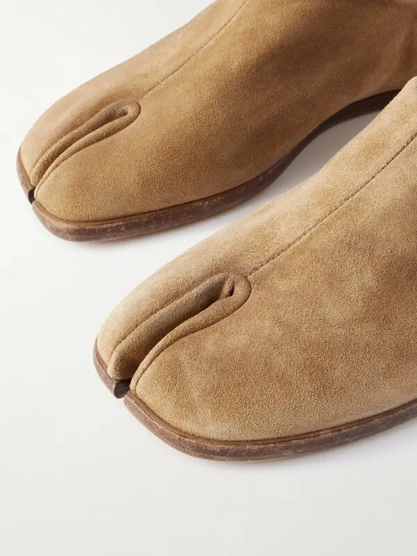 MAISON MARGIELA Tabi Split-toe Suede Loafers - Brown