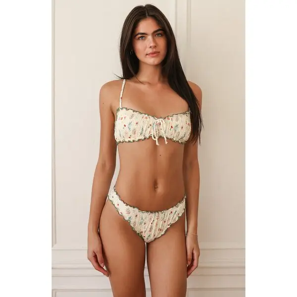DIPPIN DAISY'S Bonita Ruffled Bikini Top - Printemps