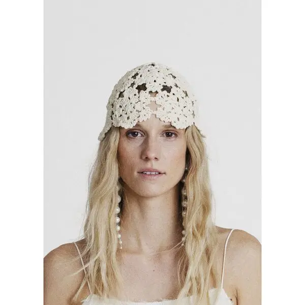 ALAS Vintage Crochet Cap - Cream