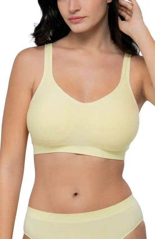 UNDEROUTFIT The Comfort Shaping Bra With Adjustable Straps - Banana
