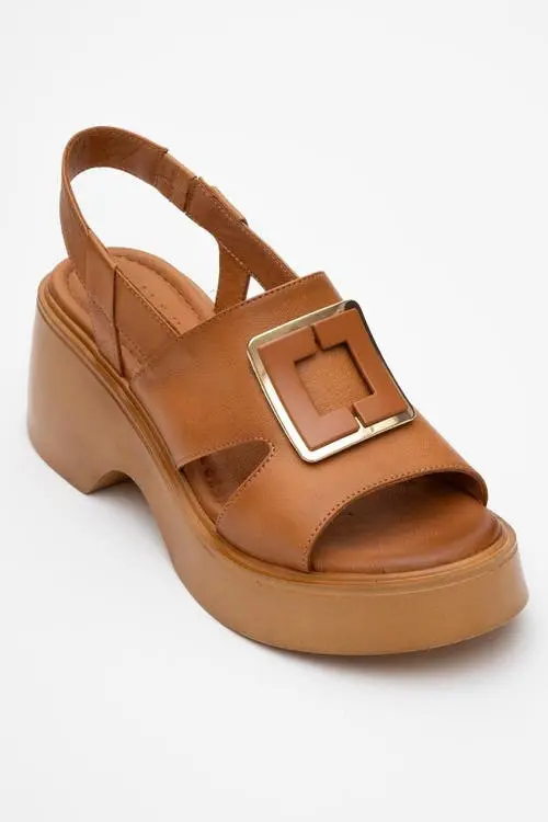 FOREVER & ALWAYS SHOES Leather Buckle Platform Sandal - Cognac Leather