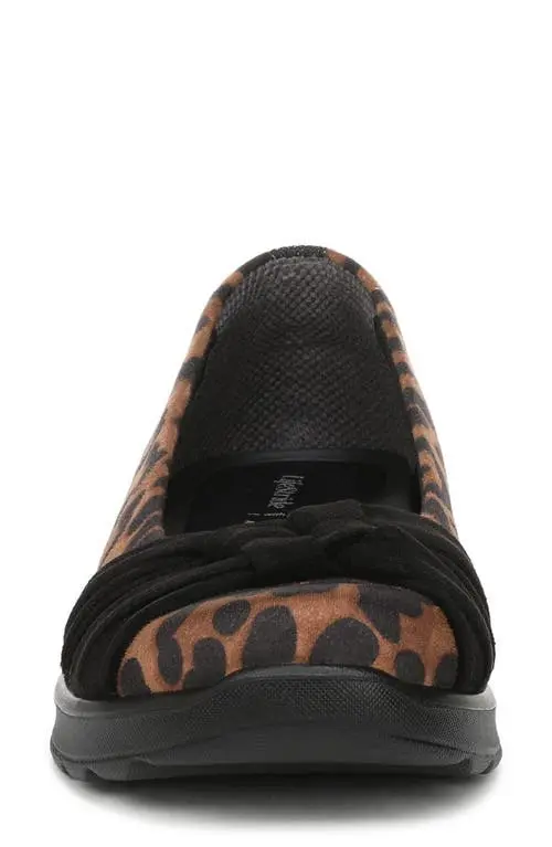 LIFESTRIDE Glamour Ballerina Flat