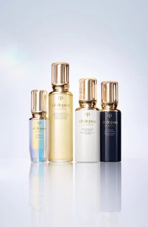 CLE DE PEAU BEAUTE Protective Day Emulsion - Regular