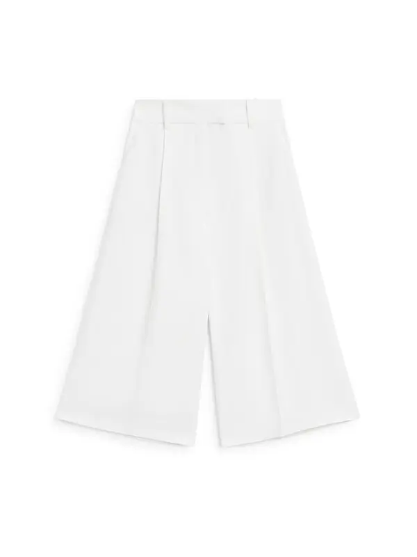 Massimo Dutti Smart Bermuda Shorts With Darts