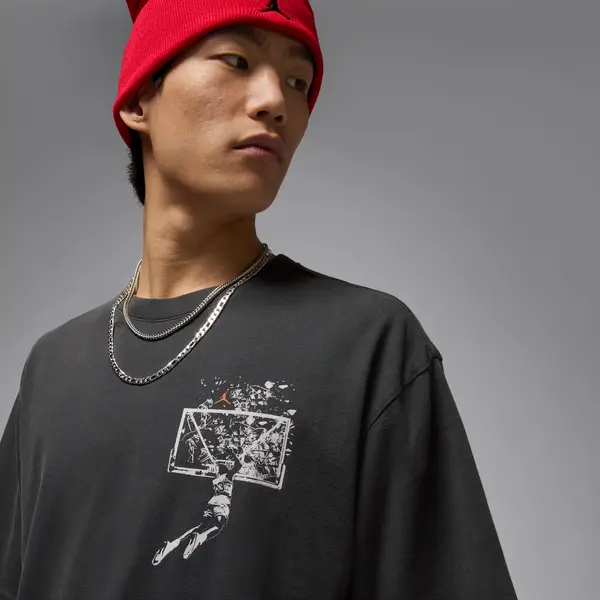 JORDAN Brooklyn Oversized Graphic T-shirt