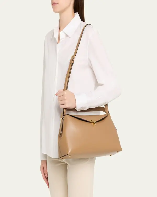 TOTEME T-lock Leather Top-handle Bag - Camel