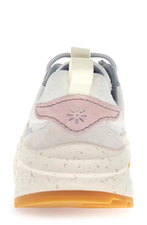 FLOWER MOUNTAIN Wave Sneaker - White