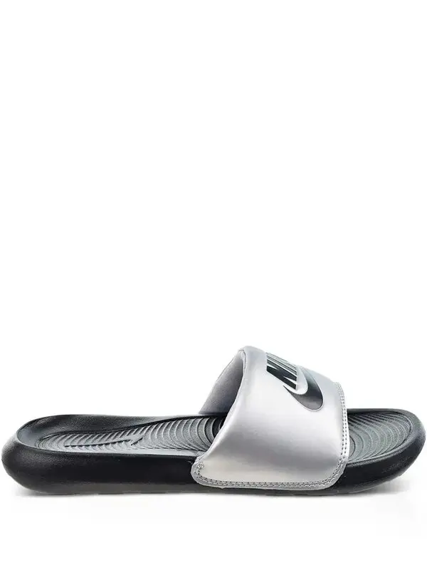 Nike Victori One Slides
