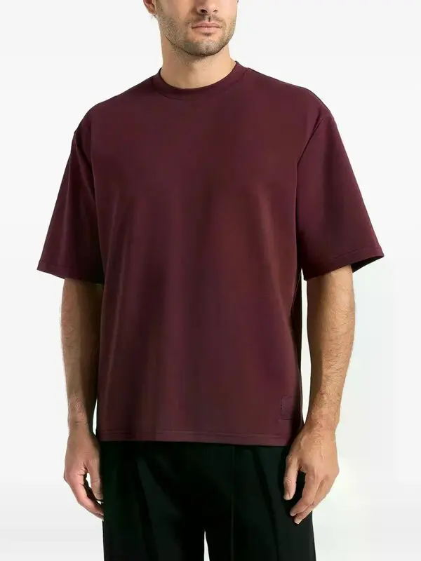 Manière De Voir Ts007 In Wine Relaxed Fit Cotton T-shirt - Red