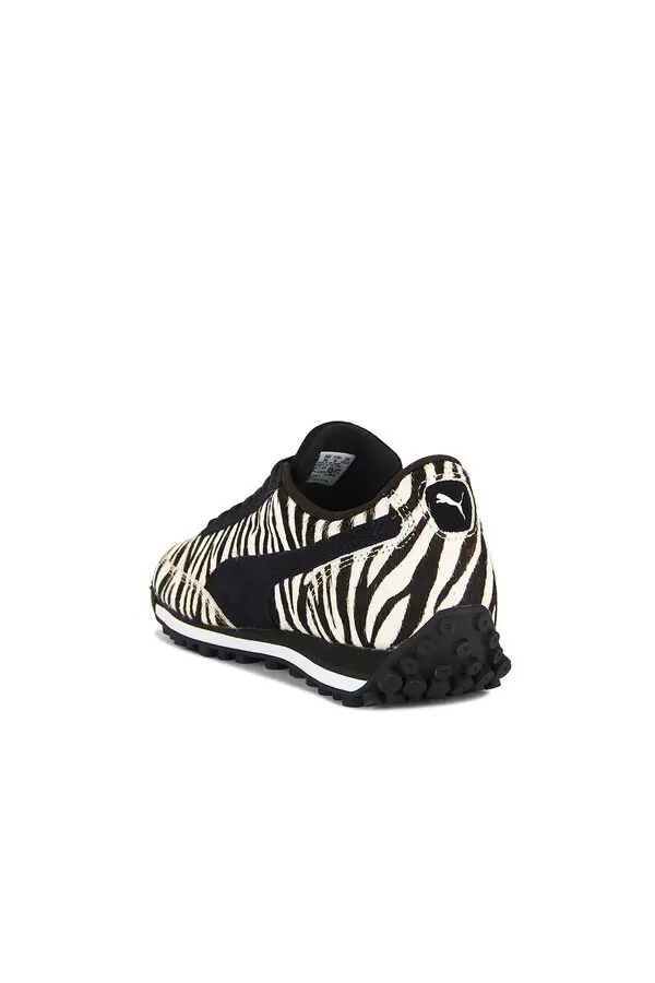 PUMA Easy Rider Zebra Sneakers