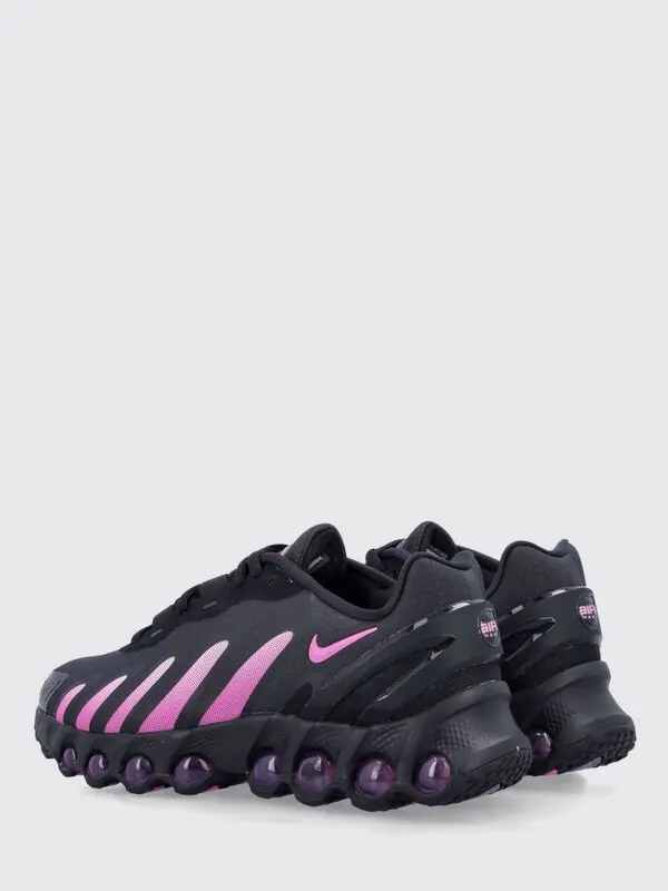 Nike Sneakers - Black