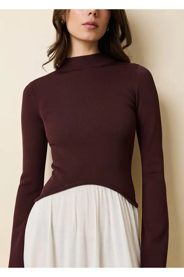 Solid & Striped Knit Top And Shirred Skirt Combination - Brown