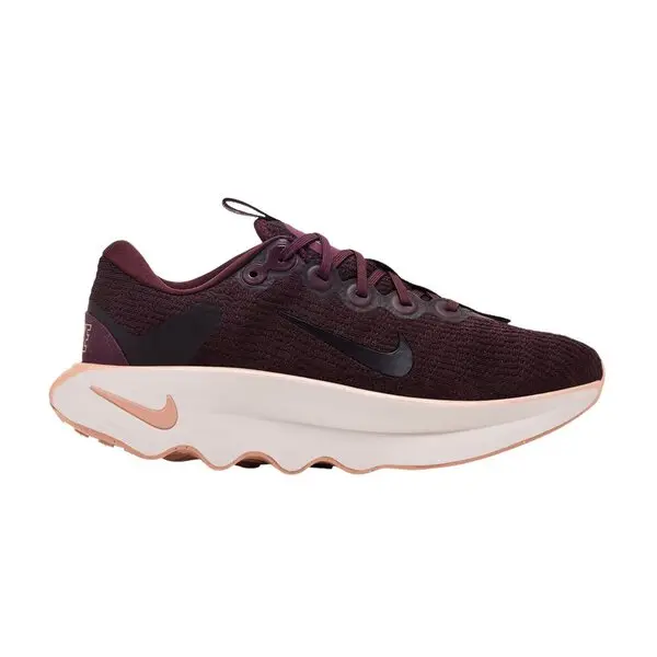 Nike Motiva Sneakers - Red