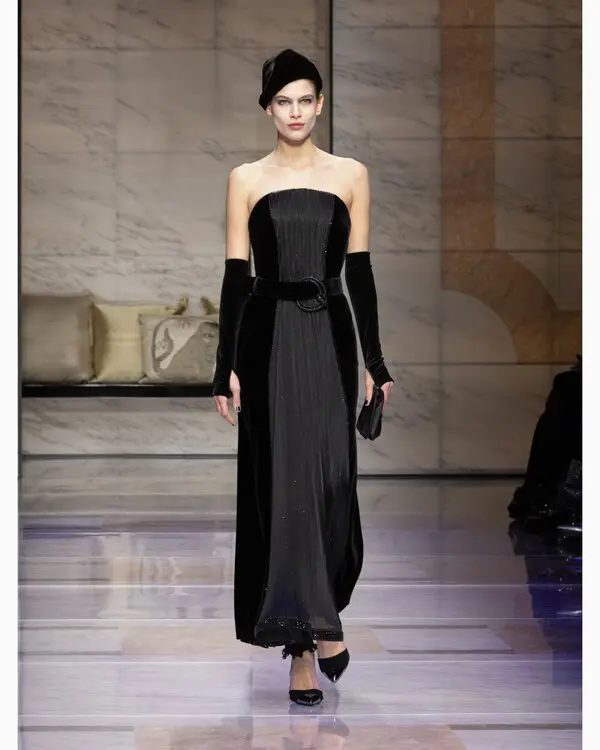 美品GIORGIO ARMANI 黒ベルベット メリージェーン 37 1/2 Giorgio Armani Velvet And Silk Bustier Dress - Patterned