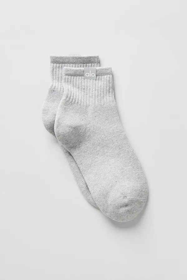 Alo Yoga Quarter Crew Street Socks - Athletic Heather Grey
